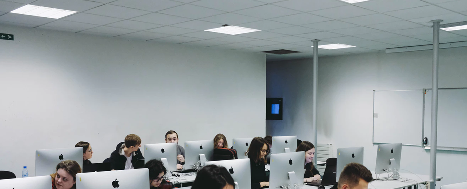 Tentang | Iqbal Fahrozi